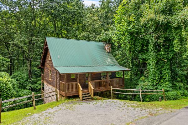 Smoky Bears Creek By American Patriot Getaways - Wears Valley, TN