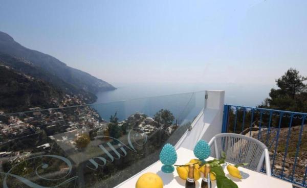 Villa Dei Srls In Positano - Camere - Agerola
