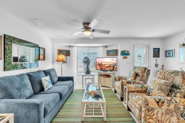 Beach N Bay 204 Villa - Anna Maria, FL