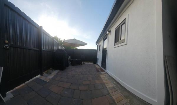 Cozy Tiny Private Guesthouse Miami - South Miami, FL