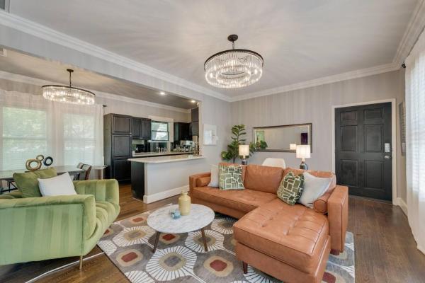 Sophisticated King Suite In Dallas - Swiss Ave - 