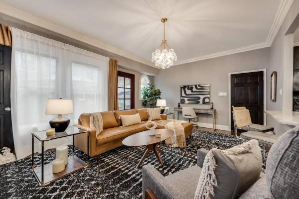 Wellness-focused King Suite W Resort Access - Dallas, TX