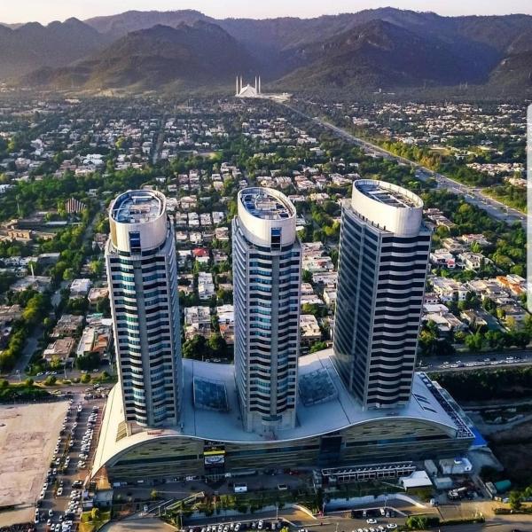 Centaurus Ultra Luxury 2bhk Mountain Vista Apartment - 伊斯蘭馬巴德
