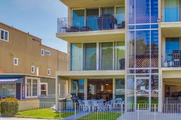 Bayside Gem - Beachfront - Vibrant - Ocean Breeze - Mission Bay, CA