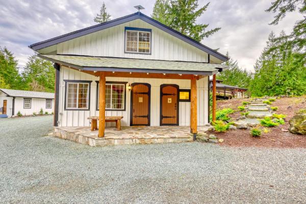 Cozy Private Ranch Cabin Whistle Lake Suite Sleeps 6 - Anacortes, WA