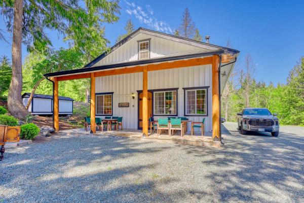 2-cabin Ranch Retreat Near Lake Trails Sleeps 15 - Anacortes, WA