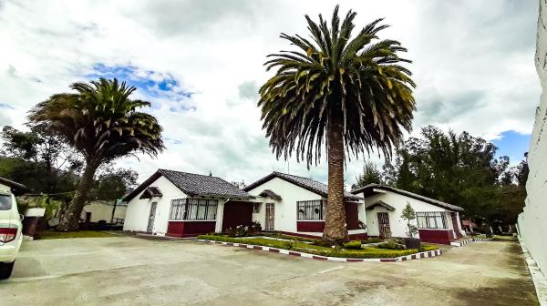 Centro Turístico La Cocha - Quito