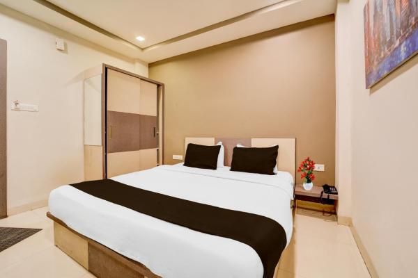 Super Townhouse Meghdoot Garden Formerly Urban Elite - Indore