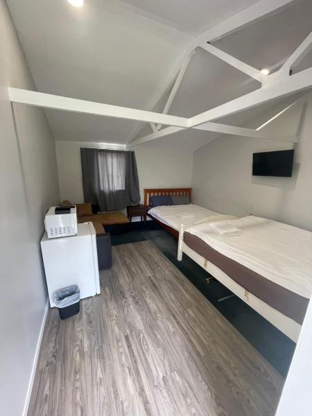 3 Beds Including 1 Sofa Bed Chalet B - Rotorua