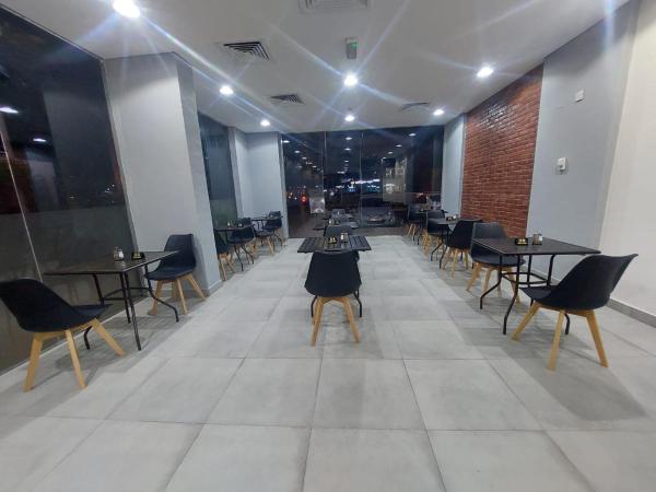 مطعم للبيع في الخالدية موقع مميز - 