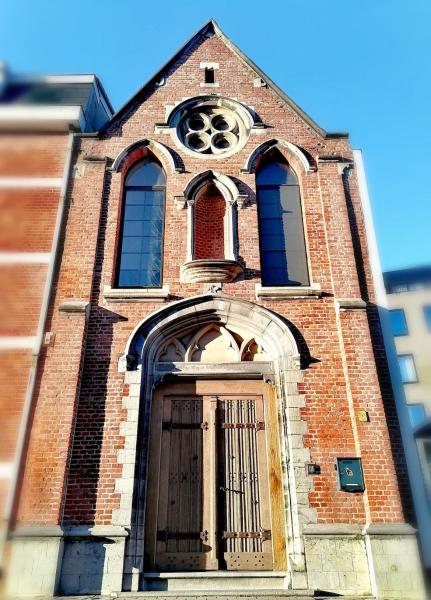 Unique Renovated Chapel - Boom