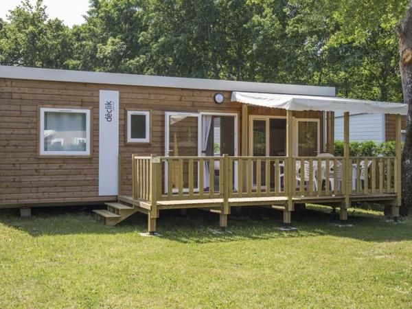 Mobil-home 6 Personnes Avec Terrasse à Royan - Api-1-52-371 - Saint-Palais-sur-Mer