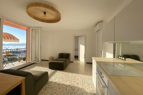 Grand Appartement Traversant Et Lumineux, Vue Mer, Dernier éTage, Proche Du Centre-ville - Ajaccio