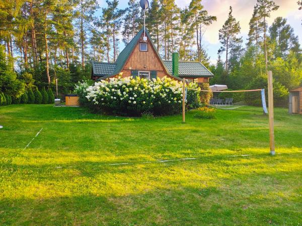 Chatka Baby Jagi - Domek Z Balią I Kominkiem W Lesie Pośród Jezior - Polnische Ostsee