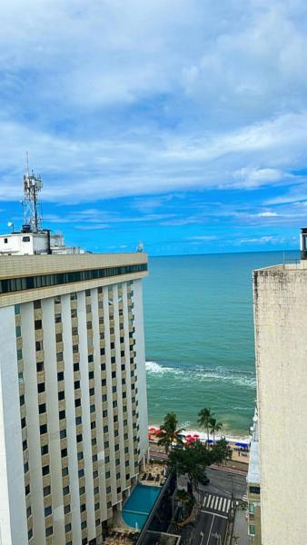 Apartamento Beira-mar Com 2 Quartos E Piscina - A 30m Da Praia - Orla De Boa Viagem - Recife