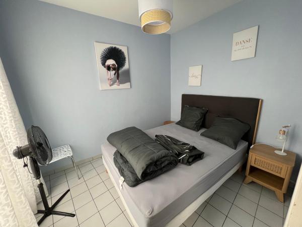 Studio En Face Du Palais Des Sport - Échirolles