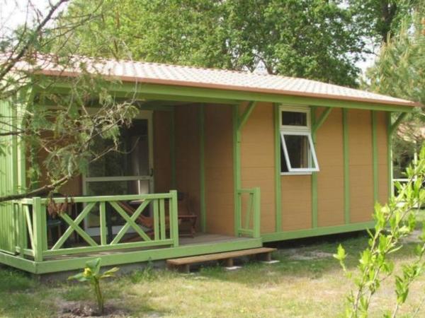 Chalet Spacieux Avec Terrasse, 3 Chambres, Pour 6 Personnes - Api-1-52-357 - Vendays-Montalivet