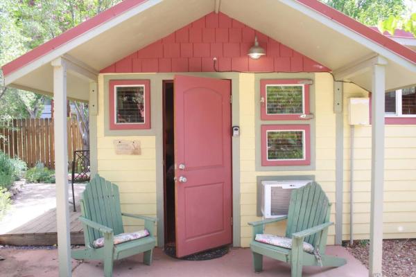 Kenzie Tiny Cottage Prvt Hot Tub Rain Shower - Moab, UT