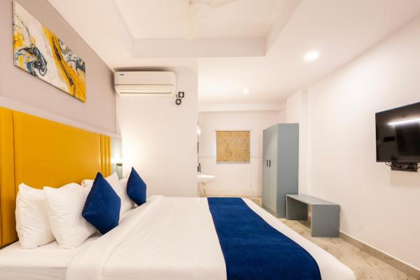 Hotel Spring Stays Near Us Consulate - Hyderabad