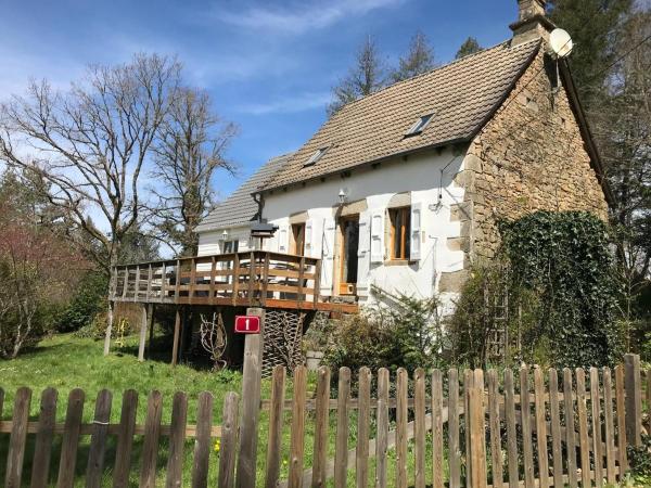 Holiday Home In Auriac With Private Pool - Corrèze