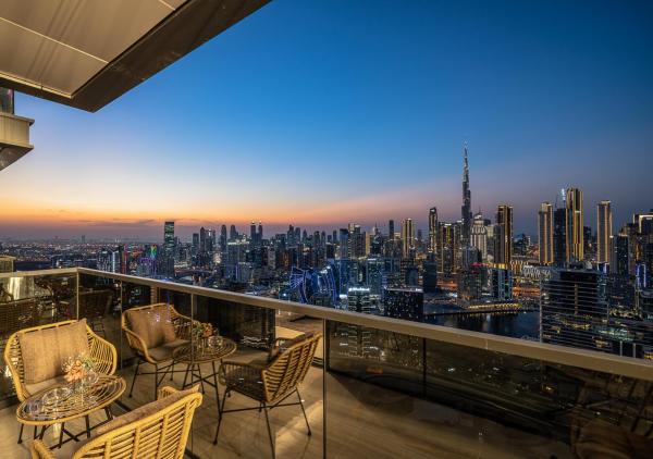 Royal Vista - Luxury 4br Apartment At Nobles Tower - Business Bay - Verenigde Arabische Emiraten