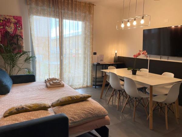 City Center - Modern Flat With Free Parking And Wifi - Apt B - Bérgamo