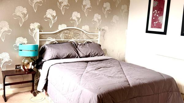 Home Away From Home In Sheffield - Rotherham, UK