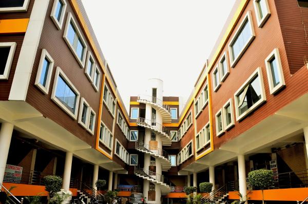Hotel Grand Palace - Bahraich