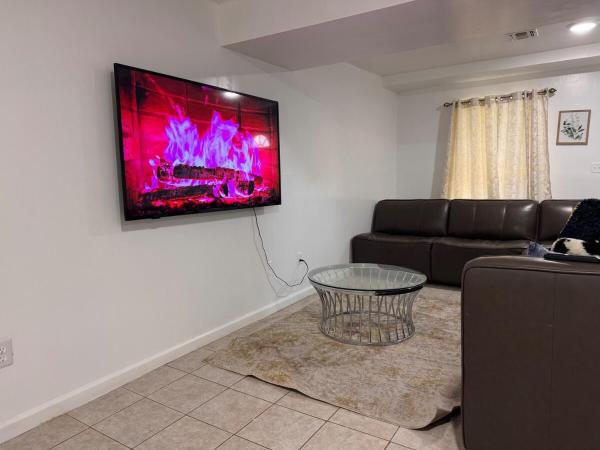Large 2kings 2 Bedroom 2 Bath By Ewr Nyc Downtown Newark - Newark, NJ