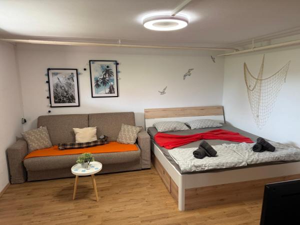 Moon Bay Apartment - Free Large Parking - Korte