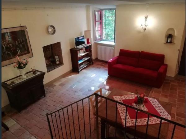 Charming Castle Stay, Robella - Piëmont