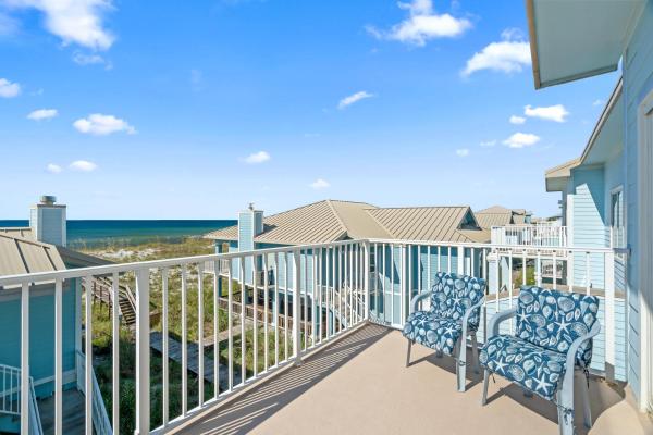Portside Villas Unit 17 - Pensacola Beach, FL