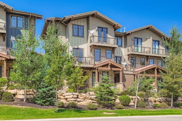 Tranquil Blackstone Getaway - Salt Lake City, UT