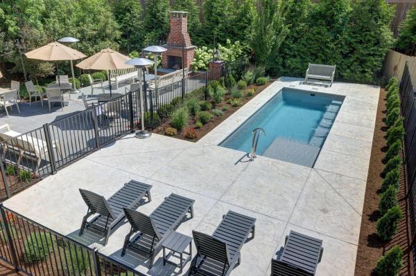The 200 South St - King Rm 22 - Charlottesville