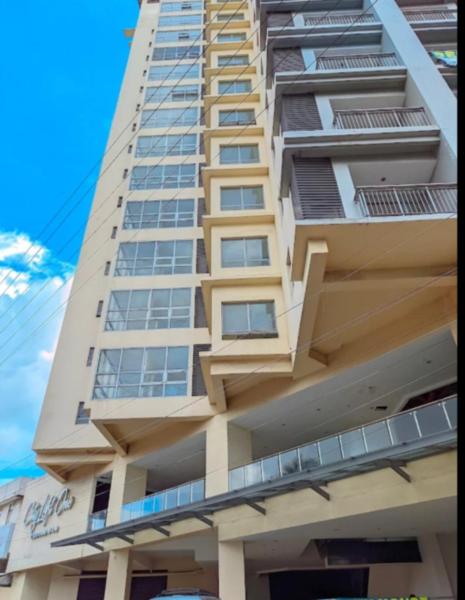 3 Night Getaway City & Sea View Condo With Balcony Near Ayala - Cebu