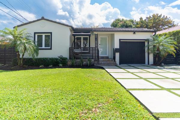 Urban Escape Haven - Coral Gables, FL