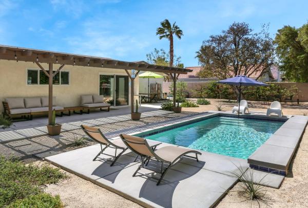 Tangerine Desert Dreams - Palm Springs, CA