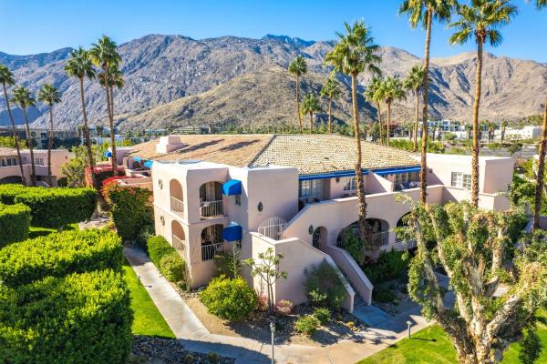 Keith Haring Inspired 2bd Deauville - Palm Springs, CA