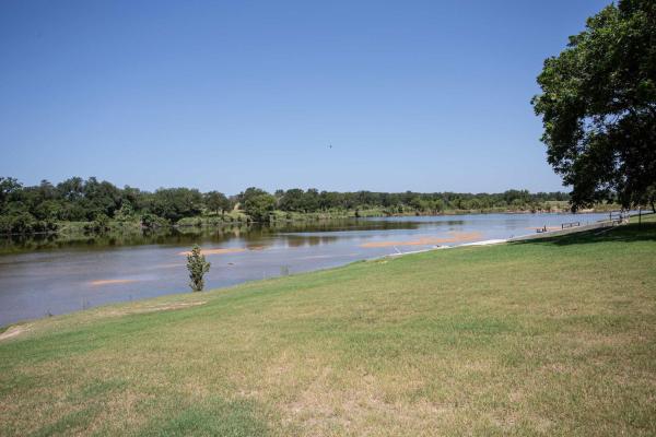Llano River Retreat W Game Room & Kayaks - United States