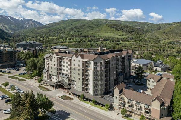 Sheraton Lakeside Terrace Villas At Mountain Vista, Avon, Vail Valley - Colorado