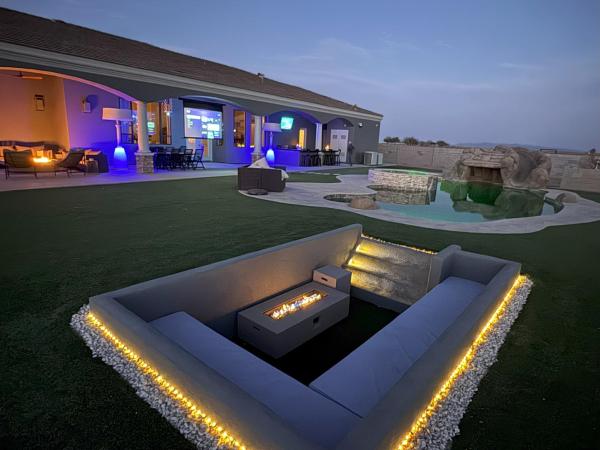Luxury Villa With Slide Pool, Spa, Gym, Game Room, Indoor And Outdoor Movie Theater - Casa Grande, AZ