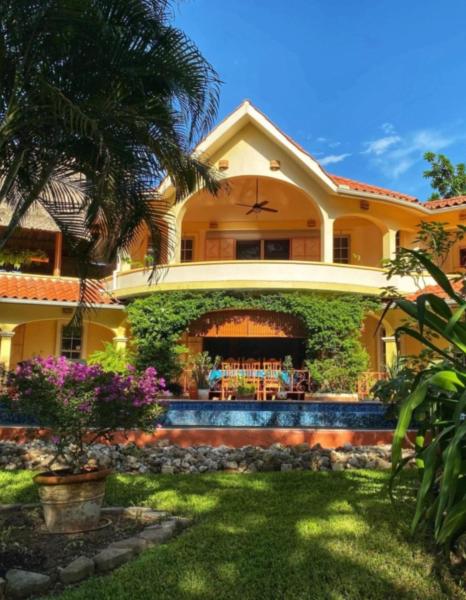 Birders' Paradise With Private Pool & Epic Views - Belize