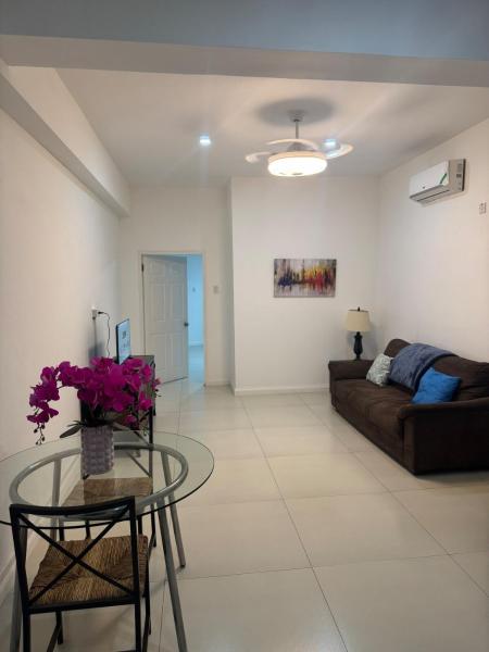 Pearl Of The City Liguanea - Kingston