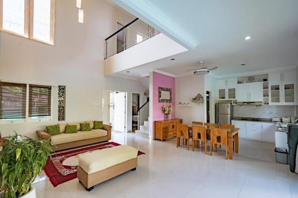 Casa Raya 4br Villa In Kuta - Sanur