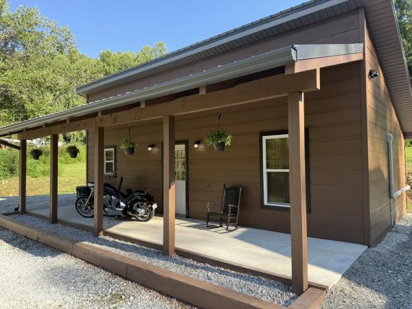 Cozy Dragon's Nest Cabin Retreat - Robbinsville, NC
