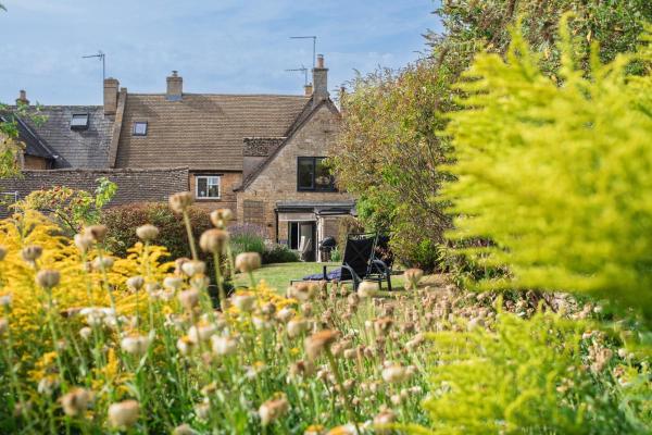 Angels' Folly - Chipping Campden