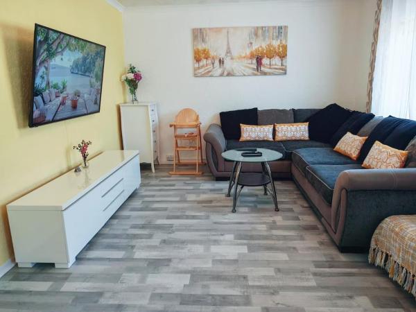 Holiday Home With Private Garden And Mountain View - Port Talbot