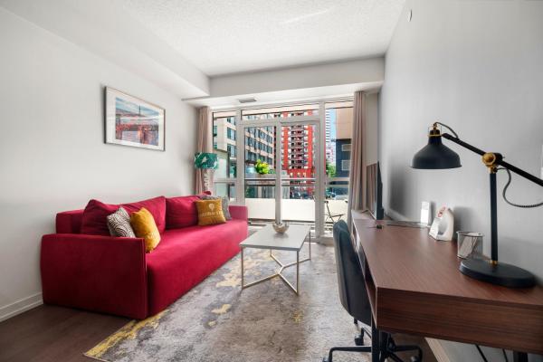 New Modern 2 Bedroom 2 Bath Apartment With Balcony - Mississauga