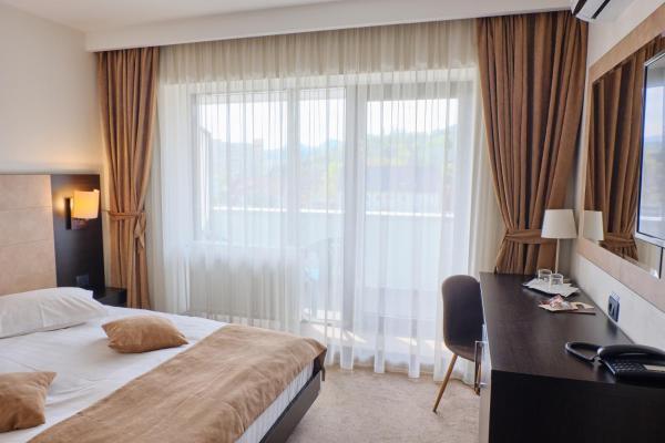 Hotel Regal - Ghimbav