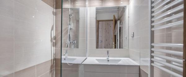 Apartment With Direct Ski-in/ski-out Access In Val Thorens - 프랑스